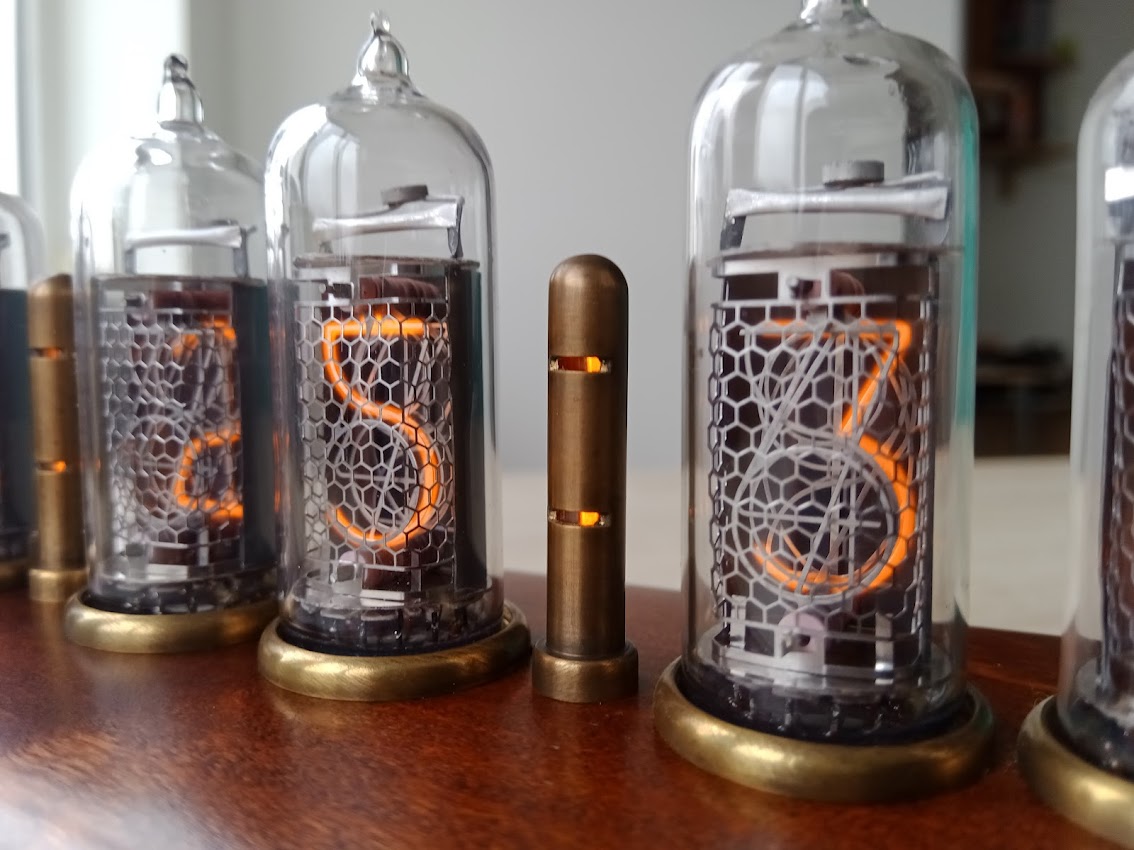 Streamline clock - Nixie Tube Clocks